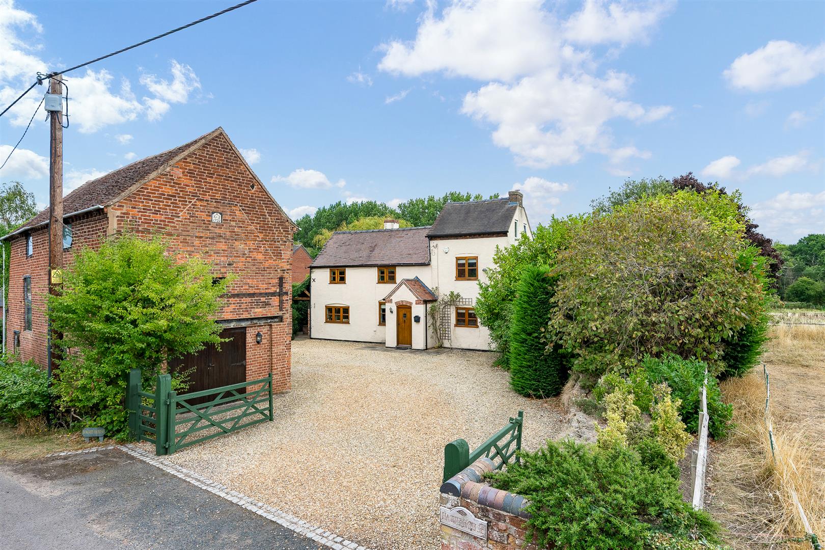 Hague House, Telford, TF6 5EB | Estate Agents & Auctioneers